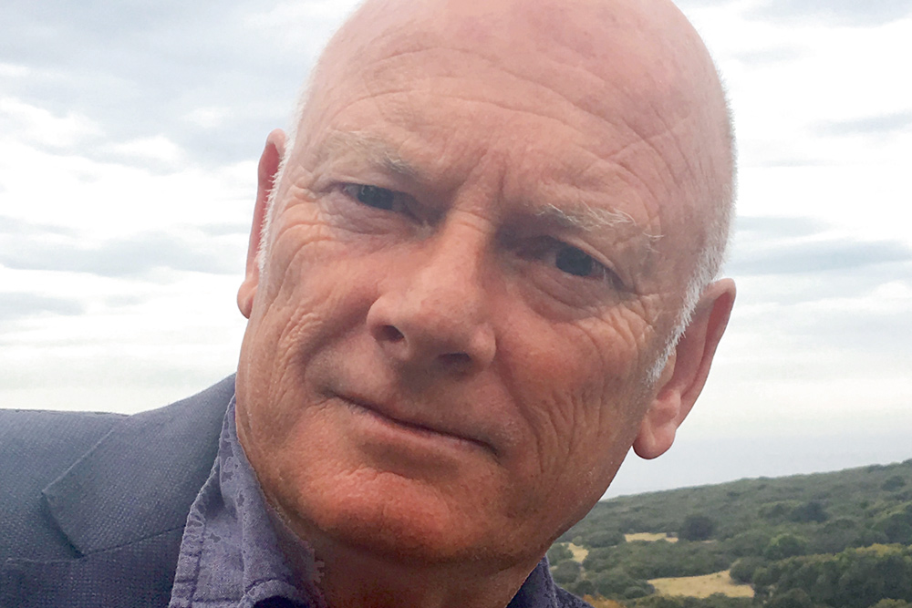 Quick Questions with Lloyd Jones – WORD Christchurch | Christchurch ...